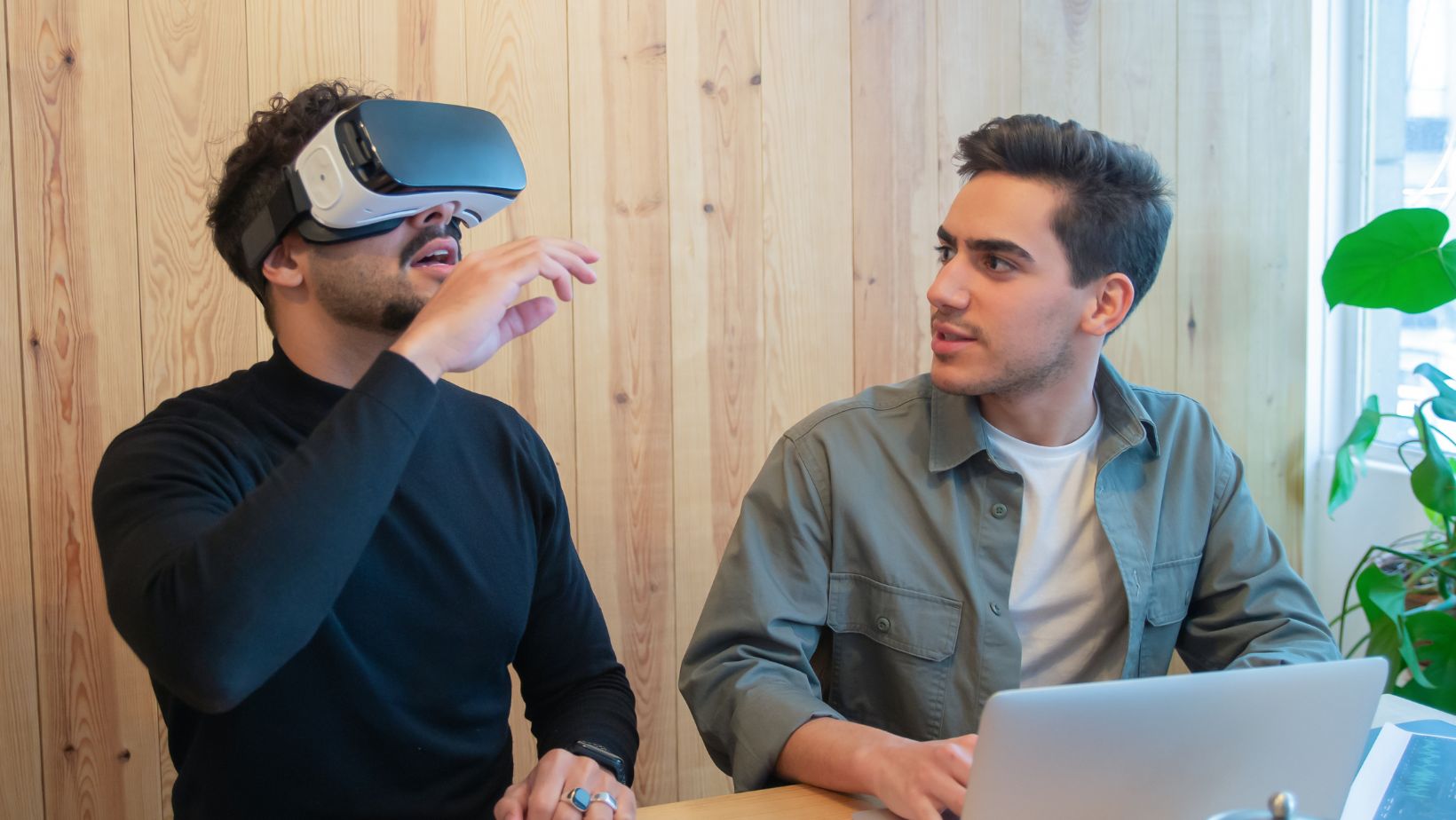Augmented Reality Training: Revolutionizing Employee Learning with ...
